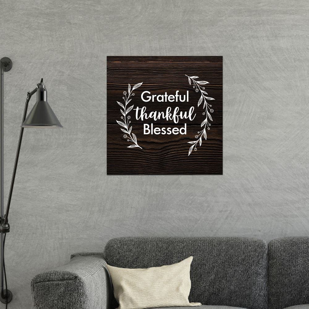 Grateful Thankful Wooden Door Name Signs Welcome Round Wood Sign ...