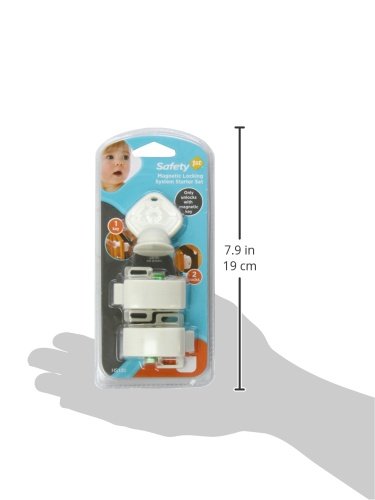 Safety 1st Magnetic Cabinet Locks, 2 Locks + 1 Key